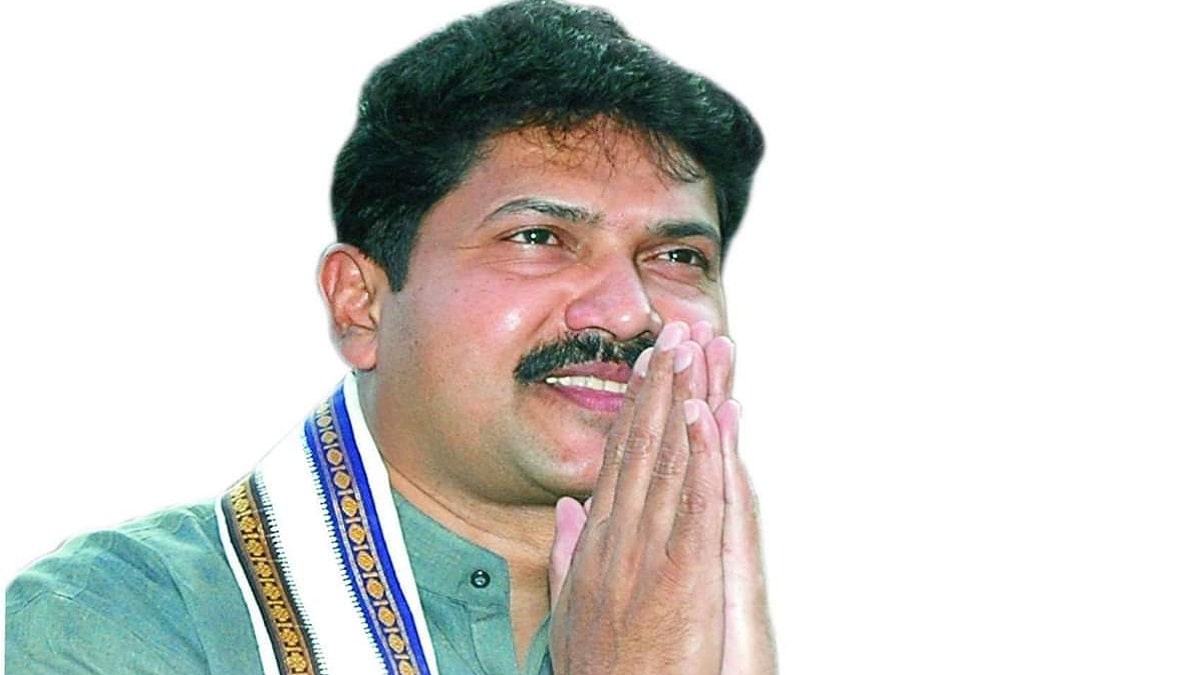 Mumbai Police Summons Eight In Mohan Delkar Case