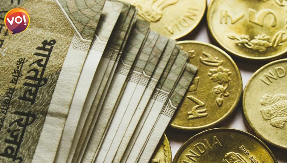 Rupee Hits All Time Low Of 77.82 Against Dollar - Vibes Of India