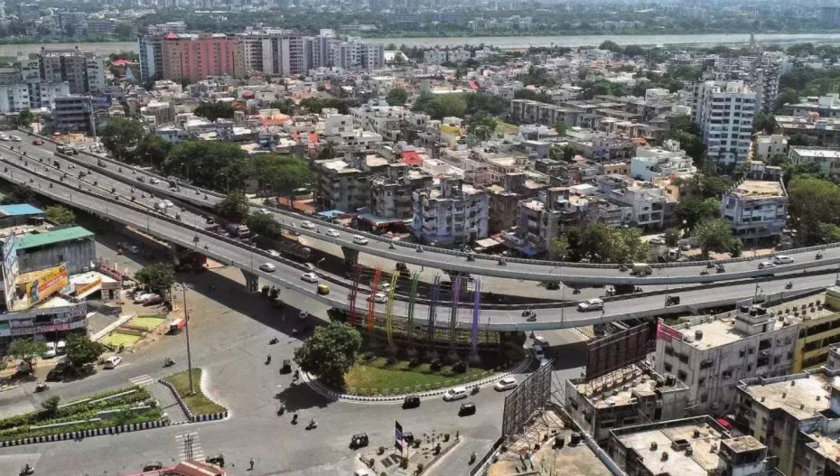 As per a government study, Surat supplies drinking water to 82 lakh ...