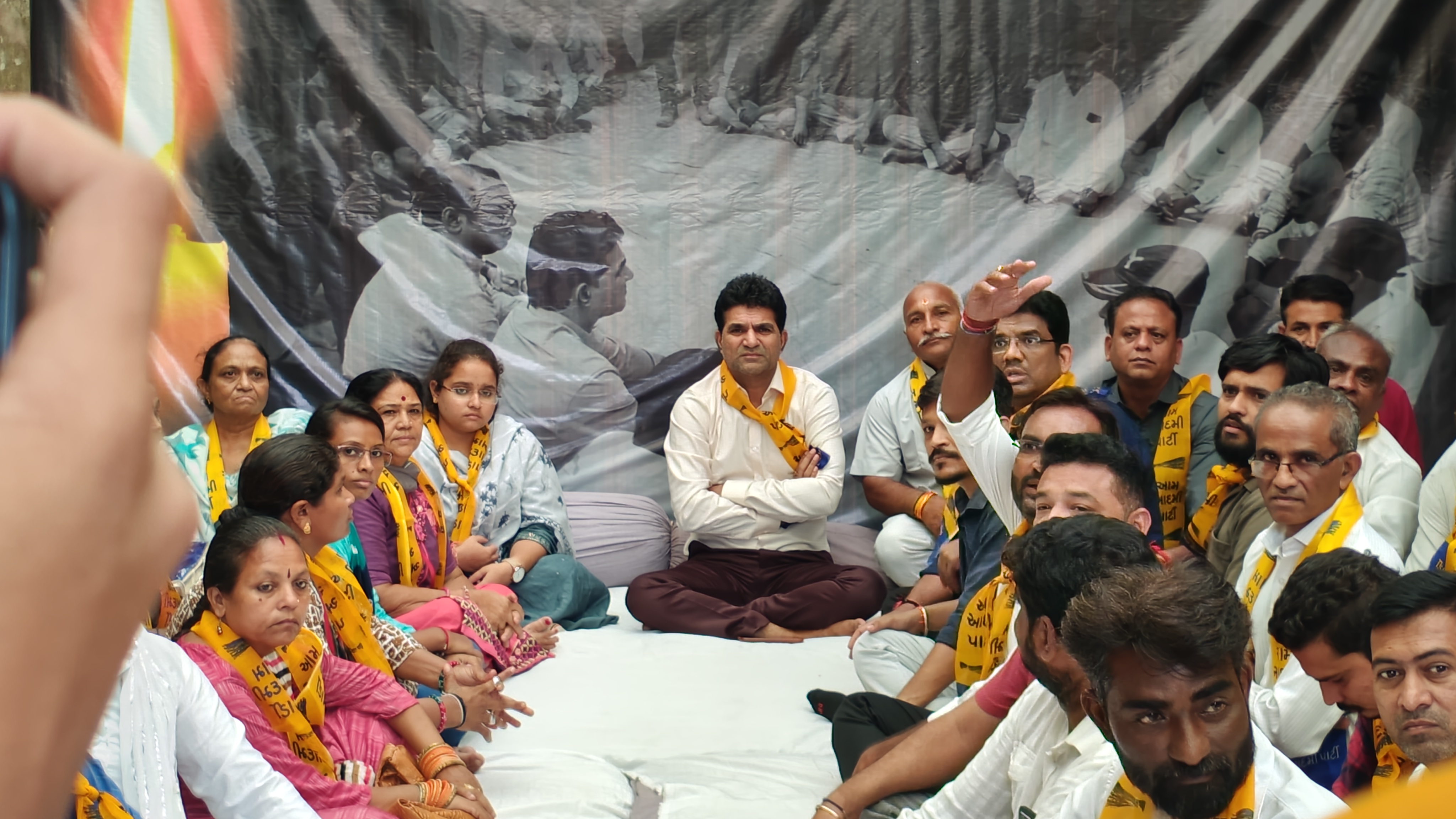 The protest aimed to demand justice for the girl, immediate capital ...